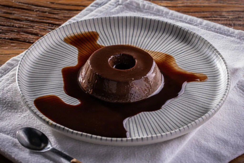 3 receitas de pudim que não precisam ir ao forno - O Diário de Mogi